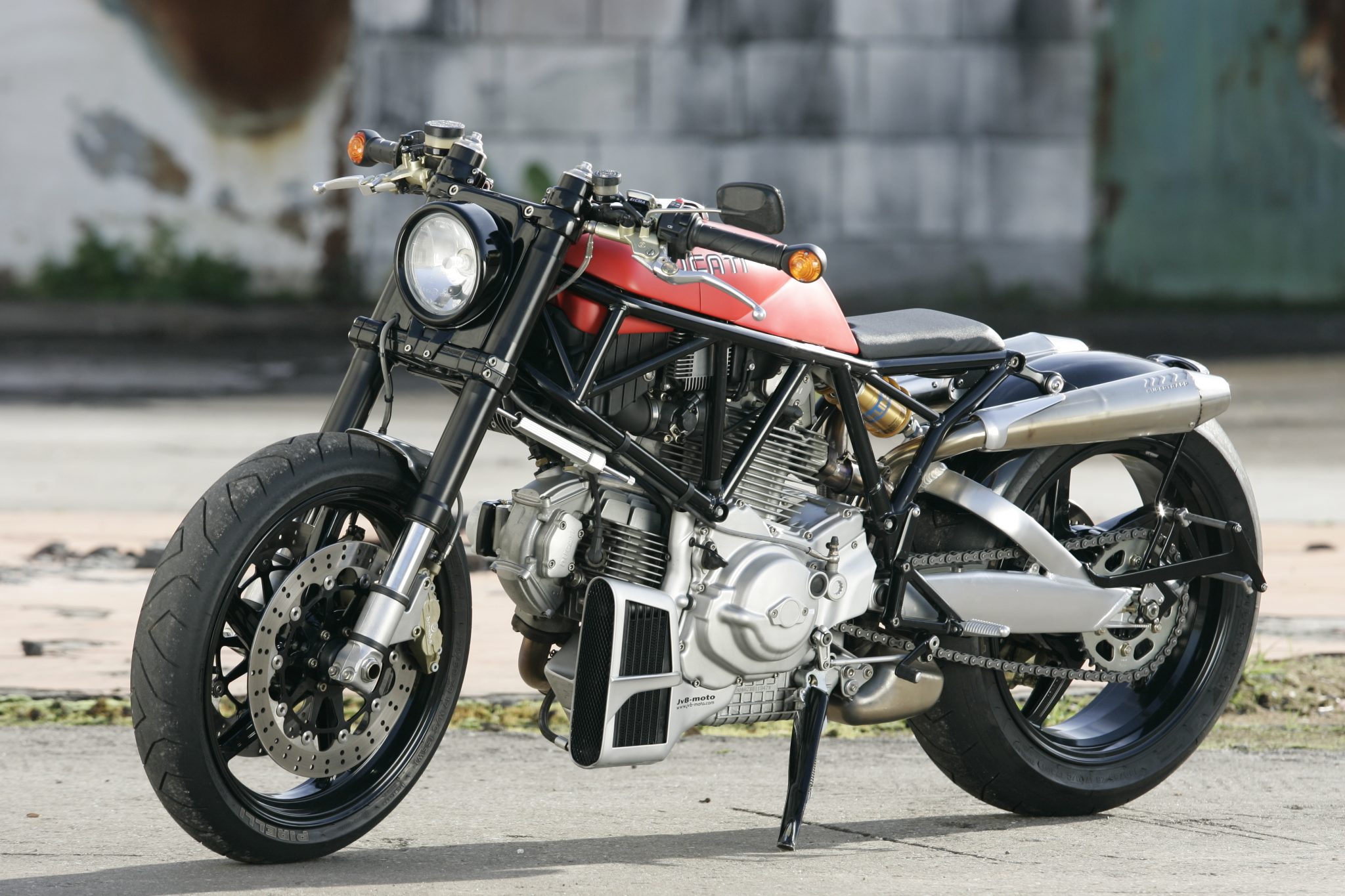 Ducati Flat Red • JvB-moto
